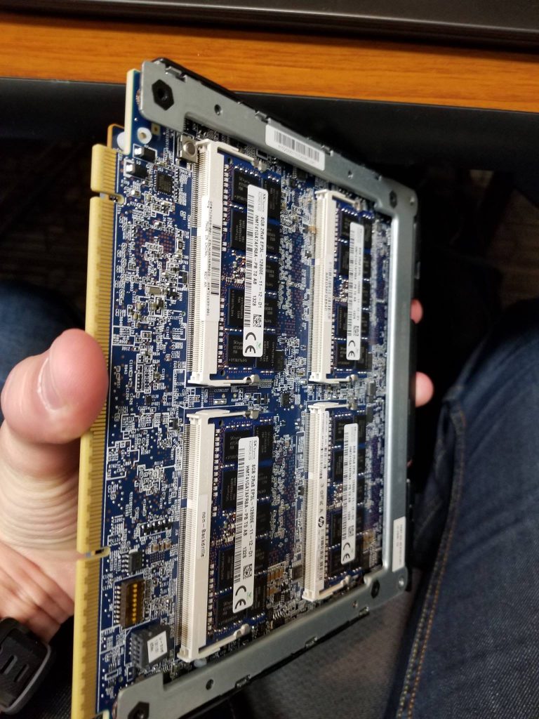 HPE Moonshot - The absolute definition of high-density, software ...